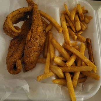 HUNCHO’S FRIED CHICKEN & BURGERS - Updated October 2025 - 101 Photos ...