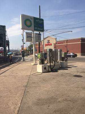 BP GAS STATION - Updated August 2025 - 10 Photos & 27 Reviews - 2620 ...