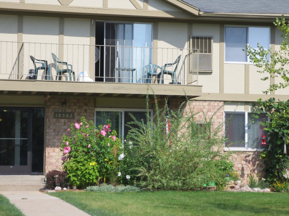 WHITNALL POINTE APARTMENTS - 10 Reviews - 10591 W Cortez Cir, Franklin ...