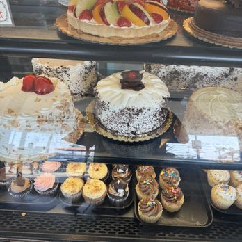 FRENCH’S BAKERY - Updated October 2025 - 330 Photos & 380 Reviews ...