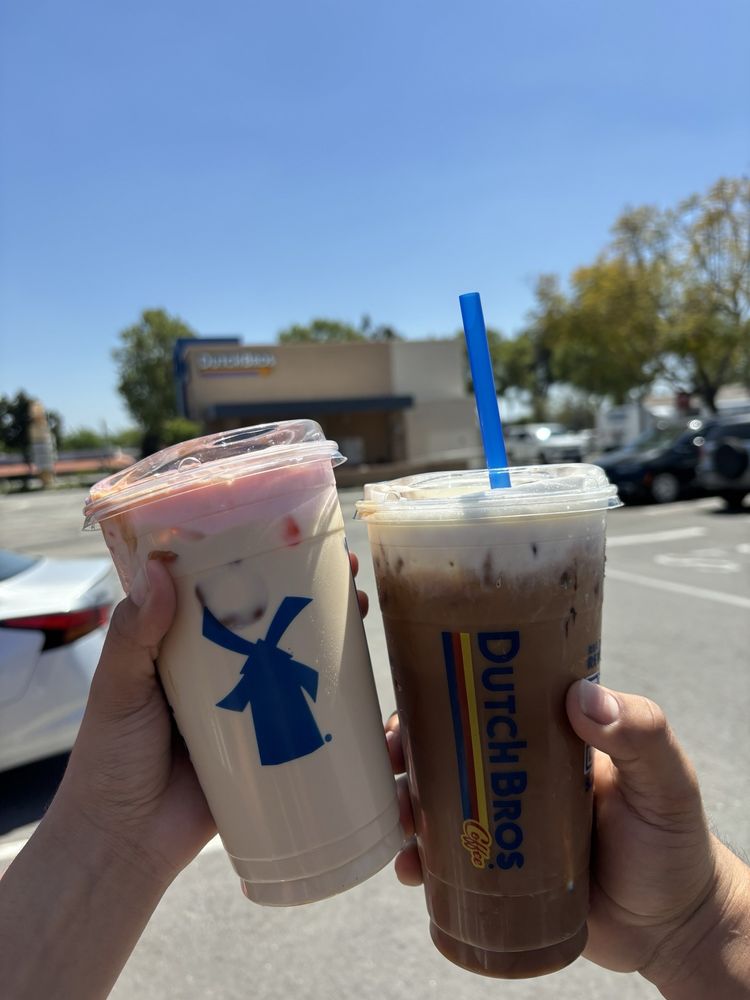 DUTCH BROS COFFEE - Updated May 2024 - 61 Photos & 29 Reviews - 887 W ...