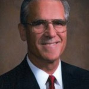 GREGORY T HEINEN, MD - Updated December 2025 - 31 Reviews - 289 W ...