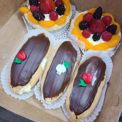 SCHMIDT’S PASTRY COTTAGE - Updated November 2024 - 35 Photos & 48 ...