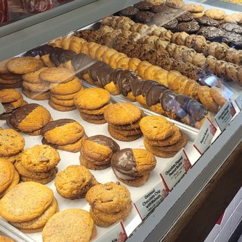 THE COOKIE CORNER - Updated December 2025 - 320 Photos & 158 Reviews ...