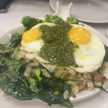 NOOKIES ON WELLS - Updated October 2025 - 474 Photos & 892 Reviews ...