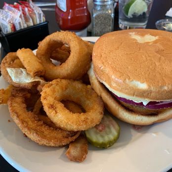 5TH QUARTER SPORTS BAR & GRILL - Updated December 2025 - 30 Photos & 63 ...