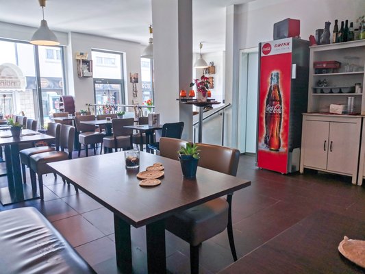 DIE HOLZOFEN KANTINE - Updated April 2025 - 42 Photos - Marktstr. 23 ...