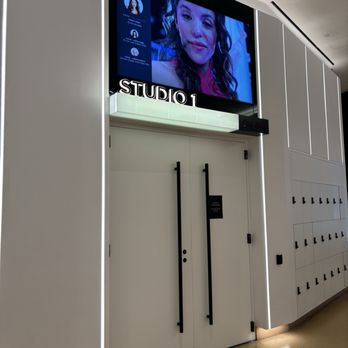 PELOTON STUDIOS - Updated December 2025 - 135 Photos & 22 Reviews - 370 ...