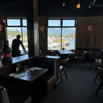 CARDERO’S RESTAURANT & MARINE PUB - Updated April 2025 - 923 Photos ...