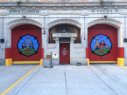 FDNY ENGINE 83 / LADDER 29 - Updated December 2025 - 618 E 138th St ...