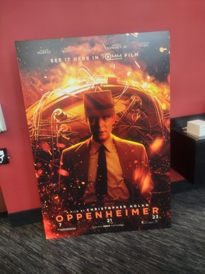 SHOWCASE CINEMA DE LUX FARMINGDALE - Updated January 2026 - 84 Photos ...