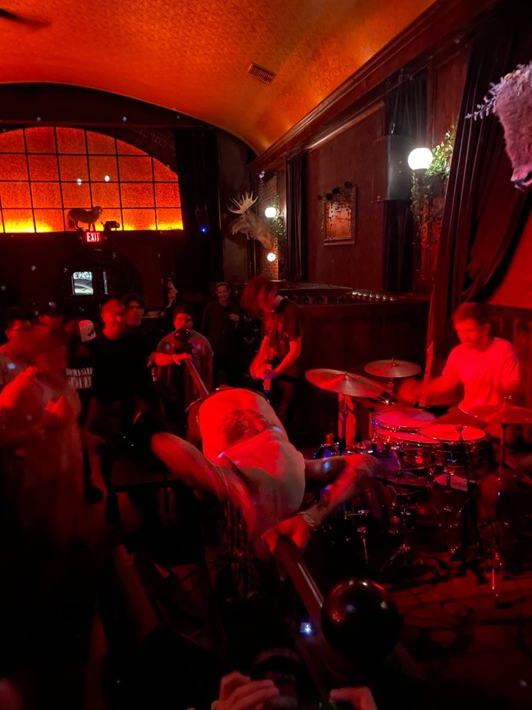 MONTY BAR - Updated June 2025 - 101 Photos & 230 Reviews - 1222 W 7th ...