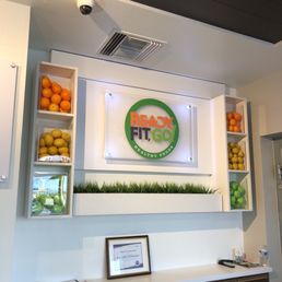 READY FIT GO - Updated July 2025 - 102 Photos & 176 Reviews - 1025 ...
