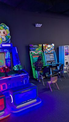 ROYAL MAGIC CASTLE - Updated April 2026 - 52 Photos & 10 Reviews - 3605 ...
