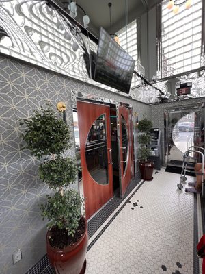 CAPITOL DINER with 204 real customer photos - Updated August 2024 - 358 ...