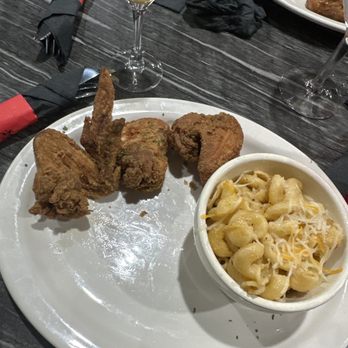 JOHNNY’S WORLD FAMOUS CHICKEN & WAFFLES - Updated July 2024 - 84 Photos ...