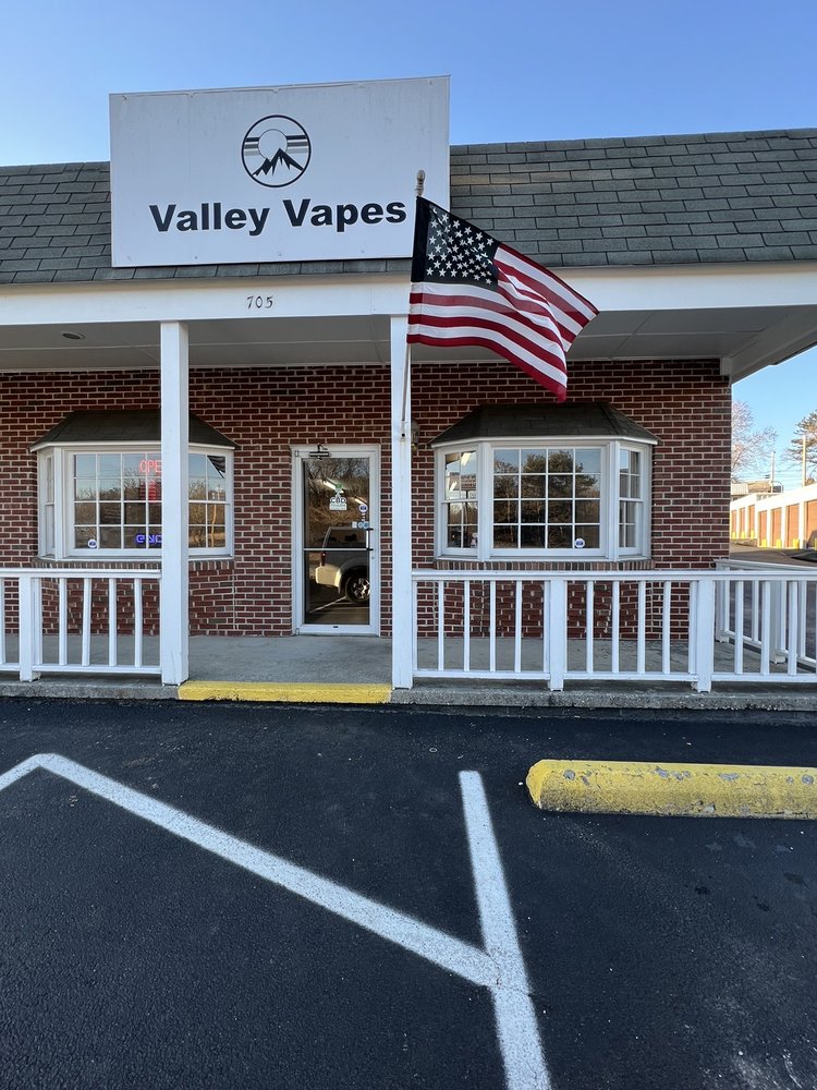 VALLEY VAPES - Updated December 2024 - 705 Broad St, Dublin, Virginia ...