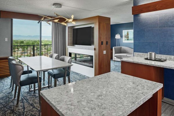 DOUBLETREE BY HILTON HOTEL DENVER - 239 Photos & 257 Reviews - 3203 ...