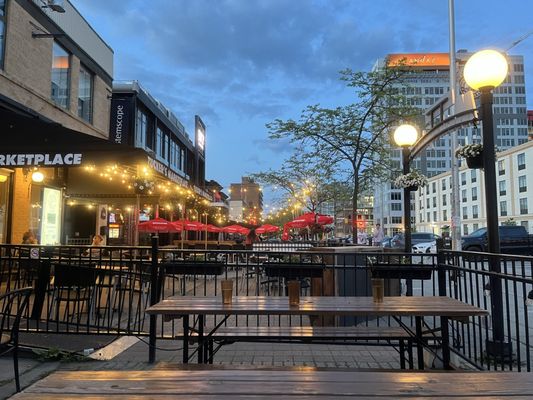 GIULIA - Updated December 2025 - 15 Photos - 61 York Street, Ottawa ...