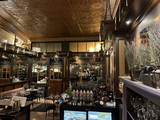 MONETS WINE BISTRO - Updated December 2025 - 464 Photos & 382 Reviews ...