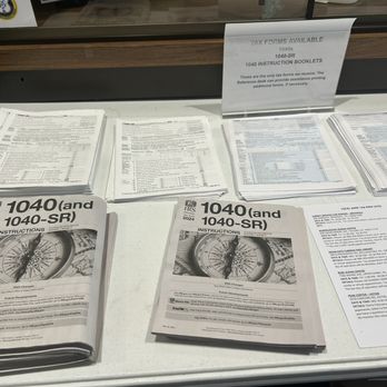 MARPLE PUBLIC LIBRARY - Updated November 2025 - 12 Photos - 2599 Sproul ...