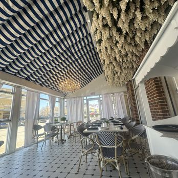 THE BLOOM LOUNGE - Updated June 2025 - 567 Photos & 256 Reviews - 6145 ...