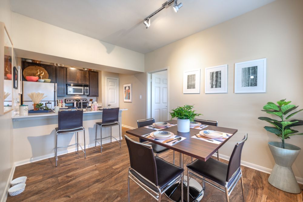 HILLSIDE RANCH - Updated August 2025 - 28 Photos & 21 Reviews - 1350 N ...