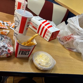 KFC - Updated December 2025 - 29 Reviews - 604 Cottage Grove Rd, Madison, Wisconsin - Fast Food ...