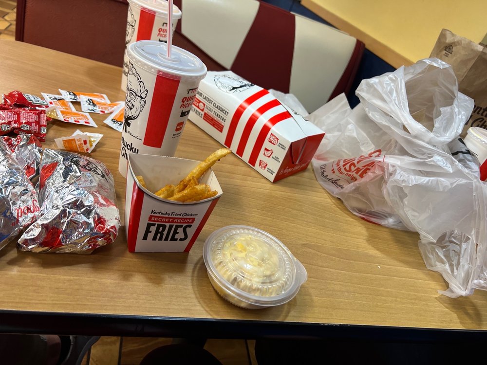 KFC - Updated October 2025 - 28 Reviews - 604 Cottage Grove Rd, Madison ...