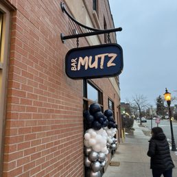 BAR MUTZ - Updated October 2025 - 306 Photos & 75 Reviews - 90 Center ...