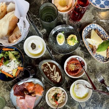 AGORA DC - Updated July 2025 - 2159 Photos & 1780 Reviews - 1527 17th ...