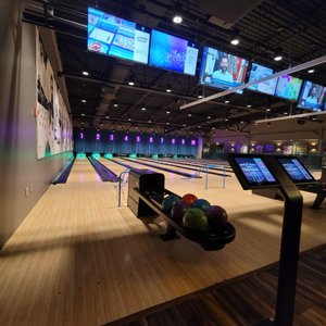 HIGHBALL LANES - 56 Photos - Bowling - 3023 N State St, Jackson, MS ...