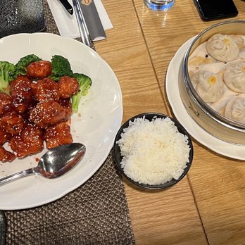 U DUMPLING HOUSE - Updated August 2024 - 70 Photos & 40 Reviews - 266 ...