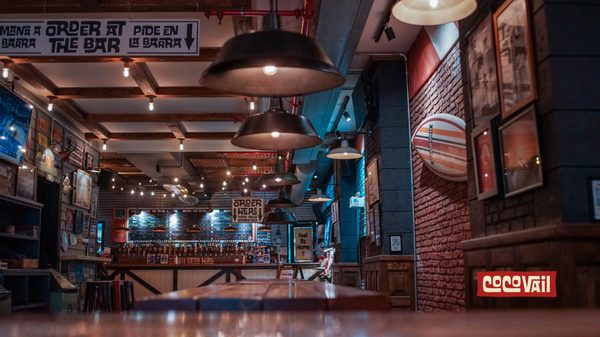 COCOVAIL BEER HALL BARCELONA - Updated February 2025 - 146 Photos & 85 ...