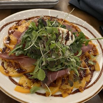 KNOWLTON HOUSE DISTILLERY - Updated December 2025 - 106 Photos & 39 ...