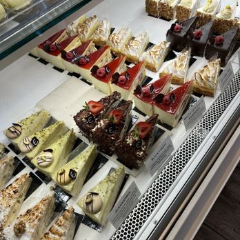 ECLAIRONS - Updated May 2025 - 487 Photos & 185 Reviews - 1737 Wilson ...