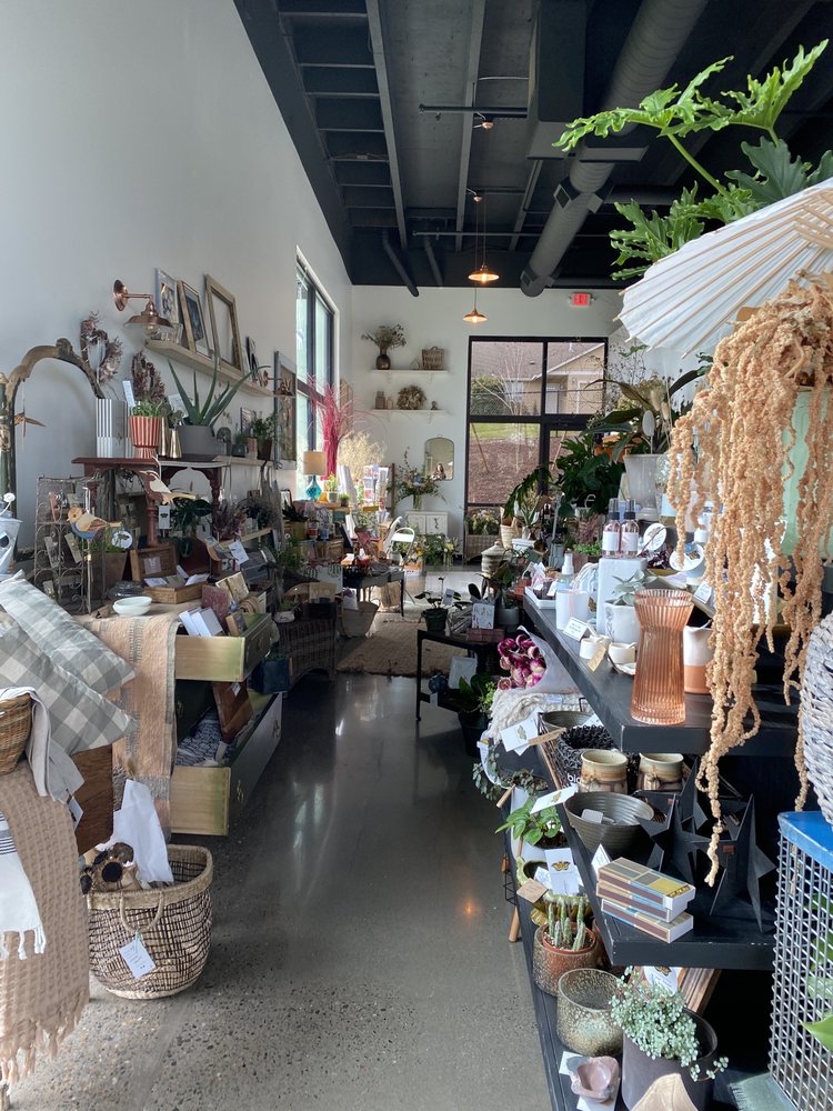 FAUNING OVER FLORA - Updated December 2025 - 1221 Riverbend Rd NW ...