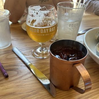 FOUR DAY RAY BREWING YORKTOWN - Updated October 2025 - 13 Photos - 2111 ...