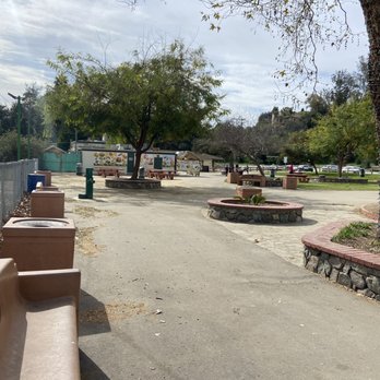 GRIFFITH PARK TRAIN RIDES - GRIFFITH PARK & SOUTHERN RAILROAD - Updated ...