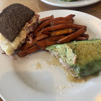 SOUTHERN ROOTS - Updated November 2024 - 481 Photos & 498 Reviews - 119 ...