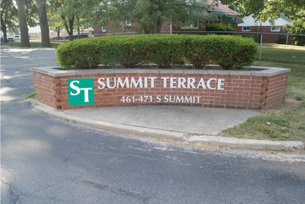 SUMMIT TERRACE APARTMENTS - Updated January 2026 - 473 S Summit St ...