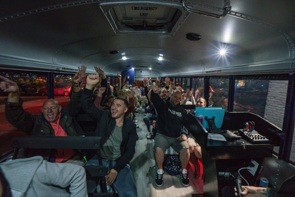 COMEDY BUS - Updated December 2025 - 16 Photos & 12 Reviews - 800 ...