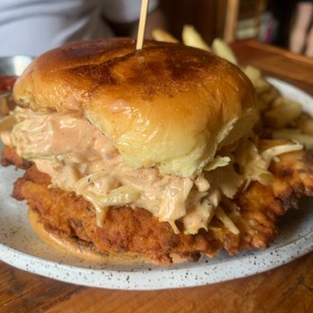 HUNTER’S KITCHEN & BAR - Updated June 2024 - 188 Photos & 100 Reviews ...