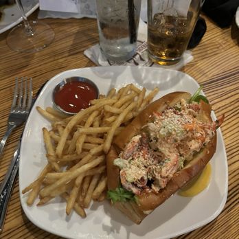 BIN 77 BISTRO & SIDEBAR - Updated August 2025 - 464 Photos & 223 ...