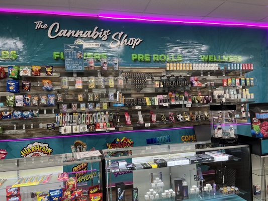 THE CANABIS SHOP - Updated December 2025 - 18 Photos - 2760 E Trinity Mls Rd, Carrollton, Texas ...