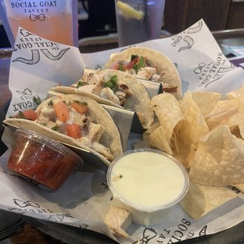 THE SOCIAL GOAT TAVERN - Updated November 2024 - 118 Photos & 142 ...