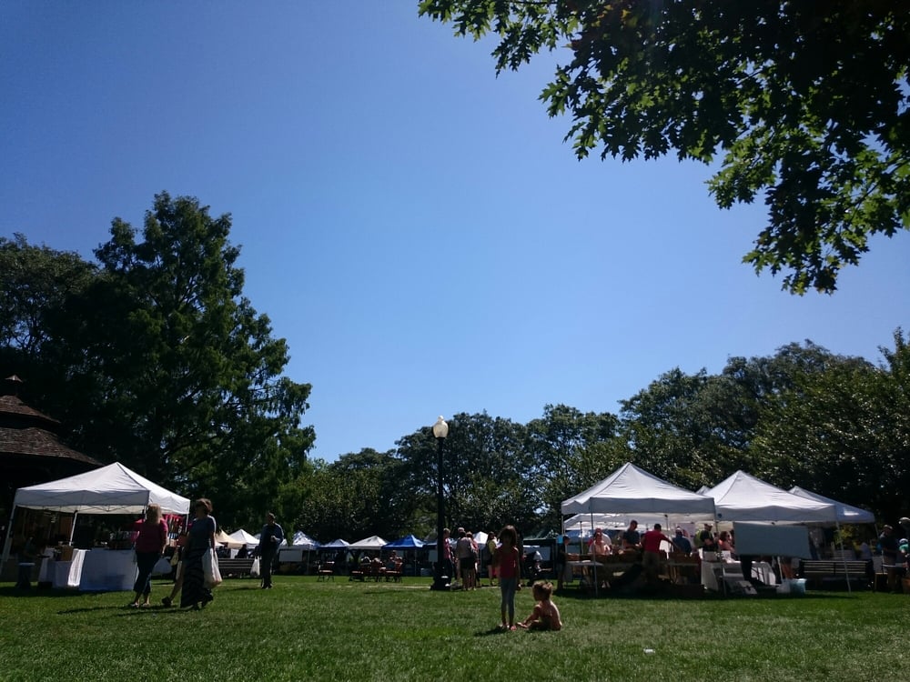 NATICK FARMERS MARKET - Updated June 2025 - 19 Photos - Natick Town ...