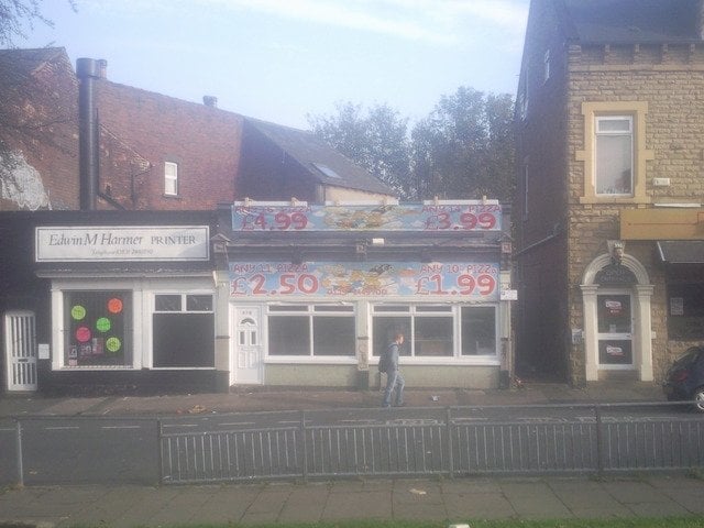 SIMPSONS PIZZA - Raglan Rd, Leeds, West Yorkshire, United Kingdom ...