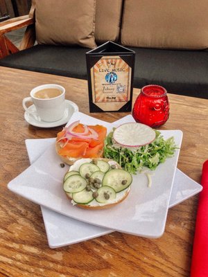 CHEZ JAY - 384 Photos & 550 Reviews - 1657 Ocean Ave, Santa Monica, CA ...