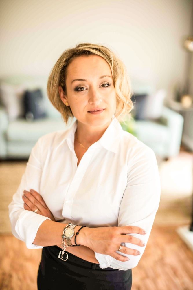 ALINA GORSUCH - RE/MAX GRAND - Contact Agent - 10 Photos - 133 ...